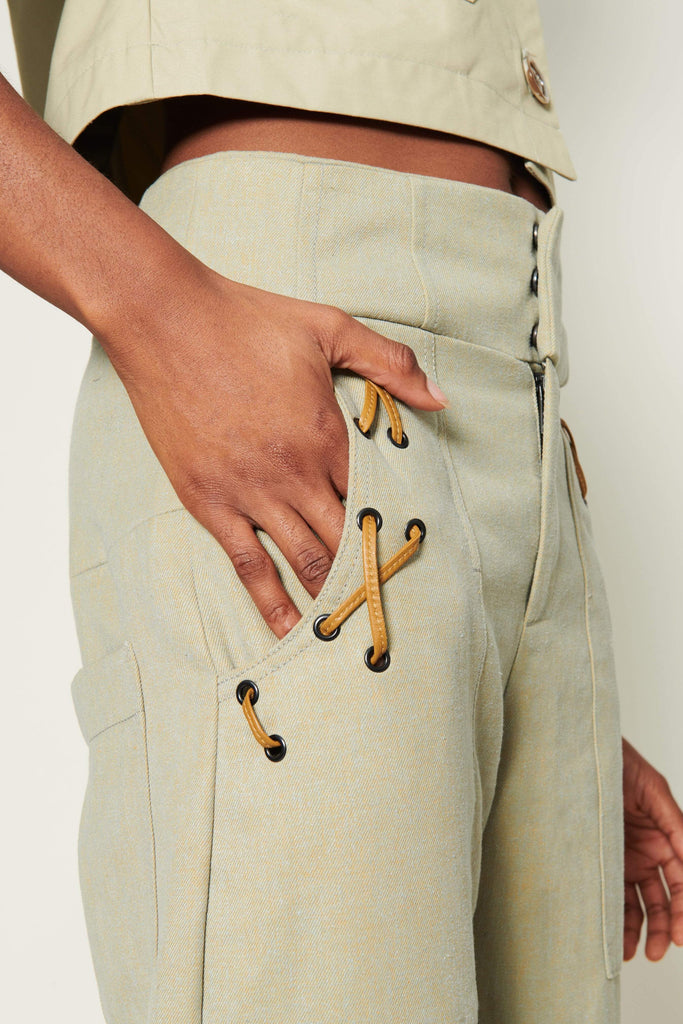 Tatjana EYELET POCKET TROUSERS - ASH – SKIIM Paris